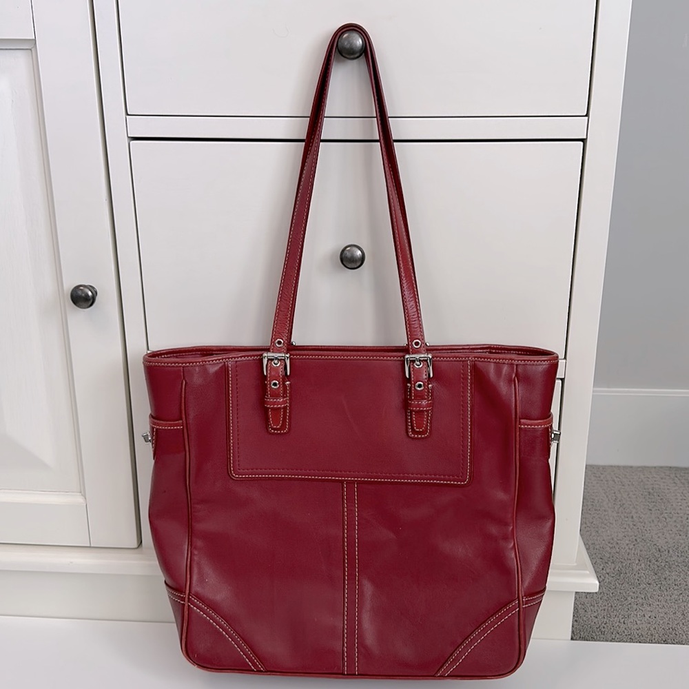 Genuine Coach Red Leather Tote - Gem